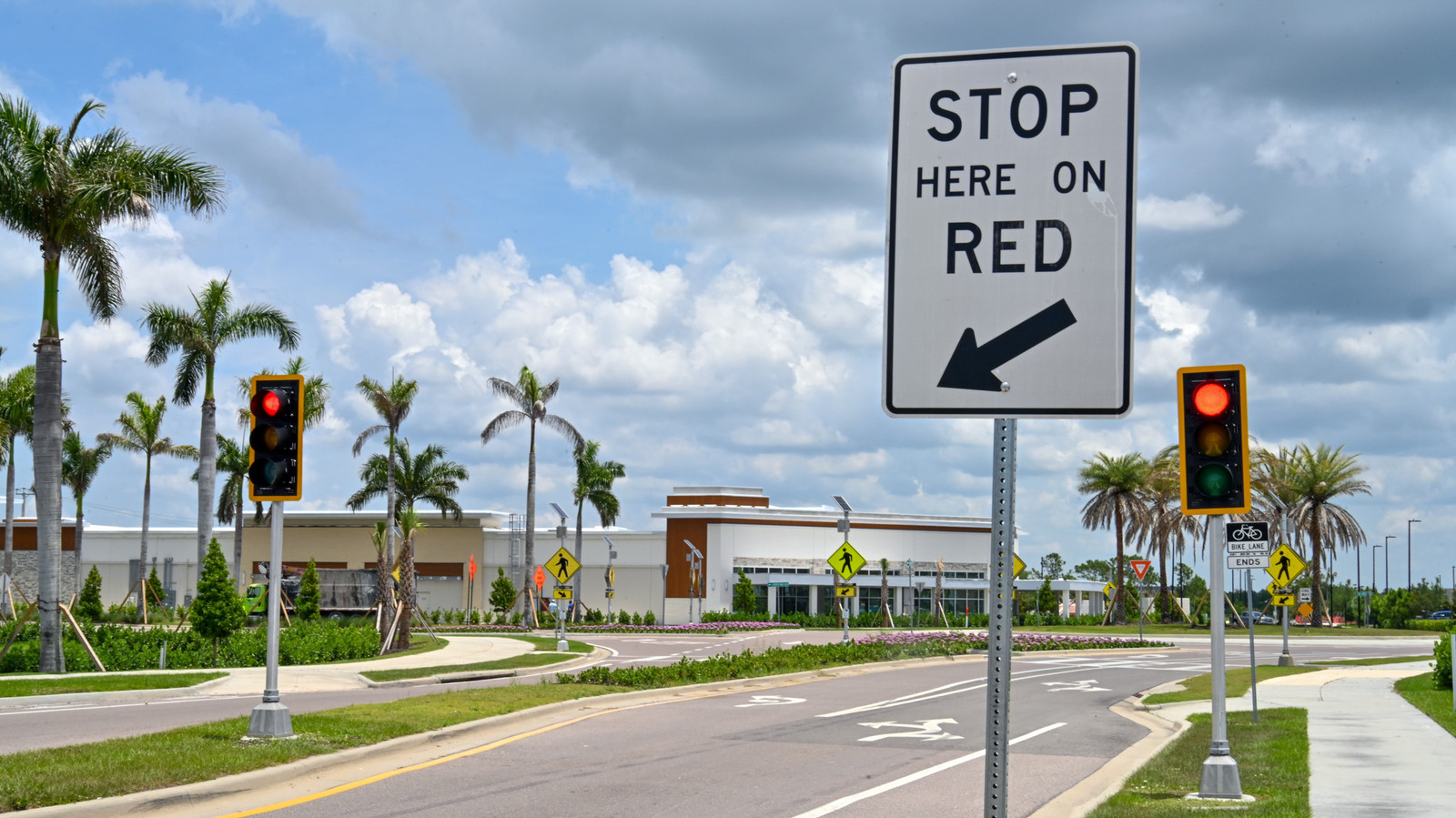 Roundabout Efficiency Undermined as Florida City Installs Traffic ...