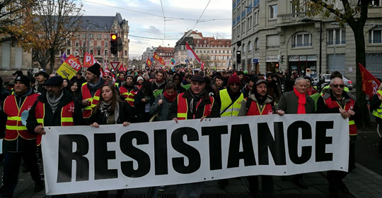 Violent protests in Paris: Are we witnessing a French Revolution 2.0 ...