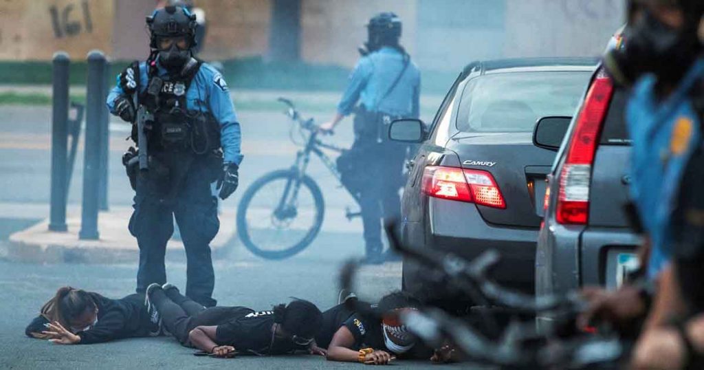 Defund the Police campaign: US cops weigh in on the plan