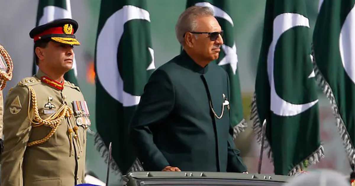 President of Pakistan trends on twitter after funeral controversy
