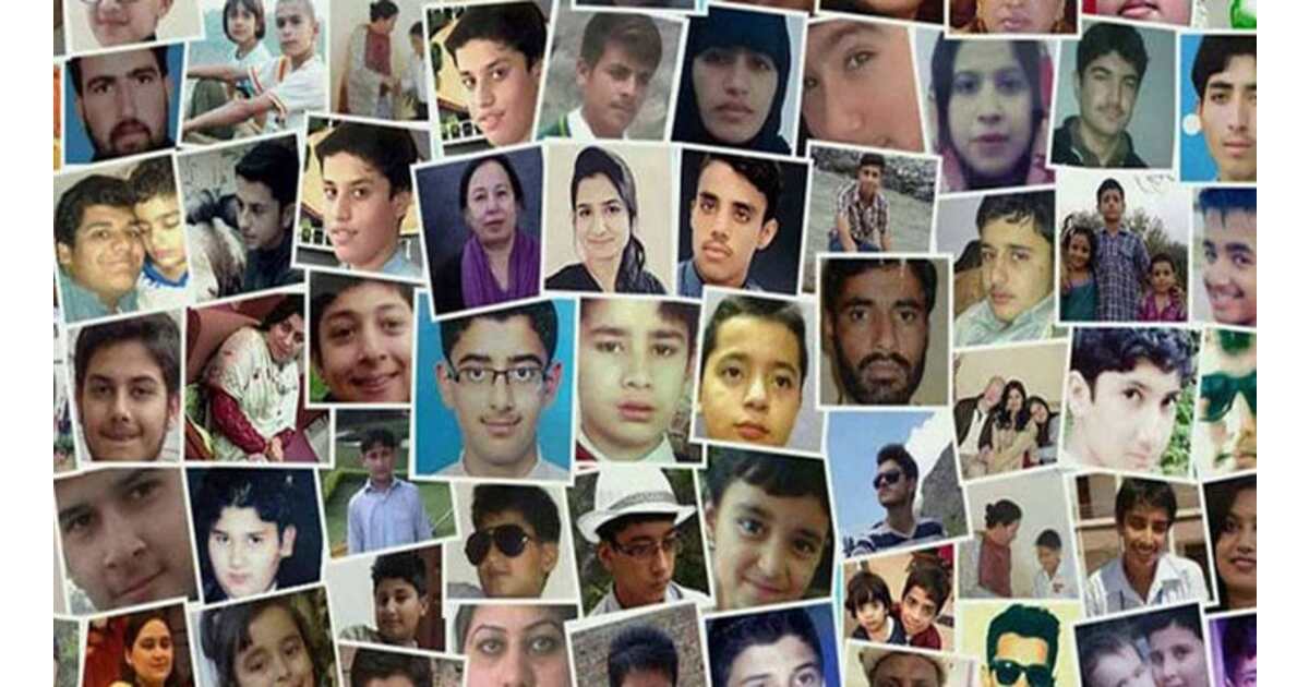 Pakistani celebrities mourn APS attack on its eighth anniversary