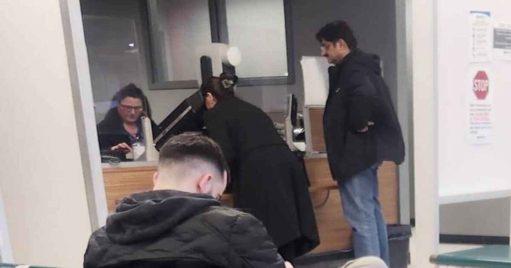 Video of Sindh CM waiting in queue at Canada’s driving license center ...