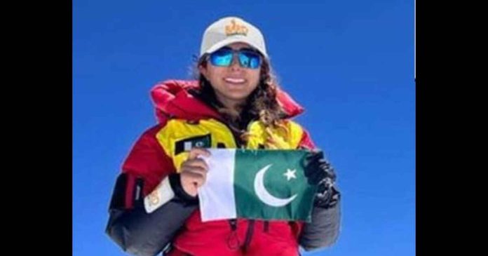 Breaking barriers: Naila Kiani becomes first Pakistani woman to climb ...