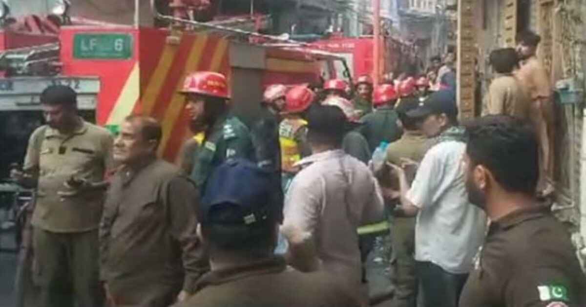 10 family members burned to death in house fire in Lahore - Global ...