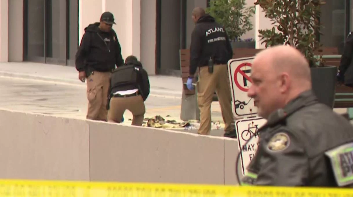 Anti-War Protester Sets Himself on Fire at Israeli Consulate in Atlanta ...