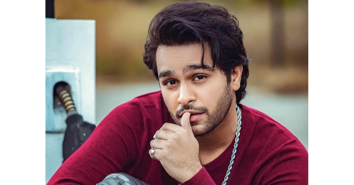 Singer Asim Azhar expressed frustration on X ban