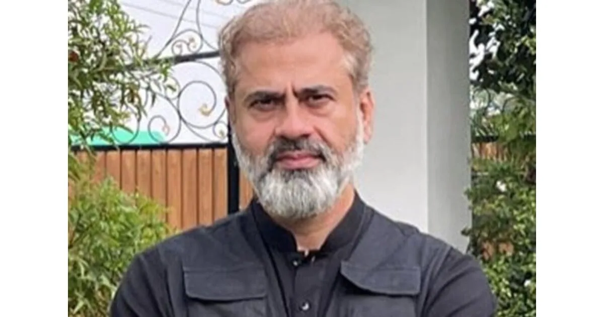 Imran Riaz Khan granted bail, returns home
