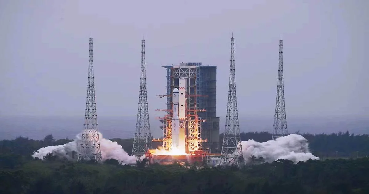 Queqiao 2: China's relay satellite rockets to lunar orbit - Global ...