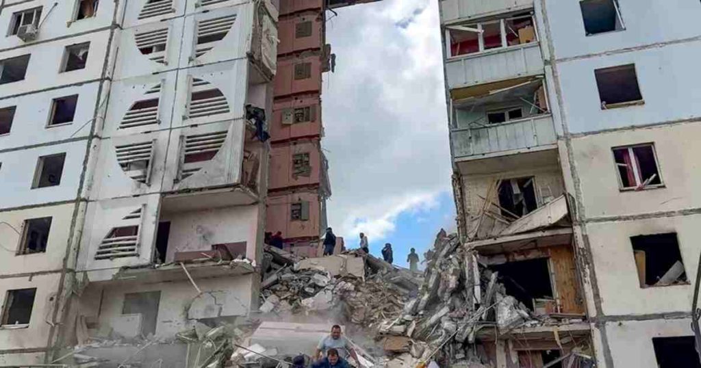 Apartment building collapses after missile strike in Russia - Global ...