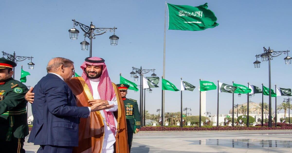 Saudi Arabia-Pakistan Defense Pact Doesn’t Offer A Nuclear Umbrella?
